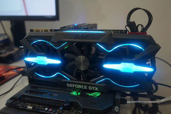 显卡界奥迪 把灯玩出花！索泰GTX1080Ti PGF OC评测 | ZOTAC