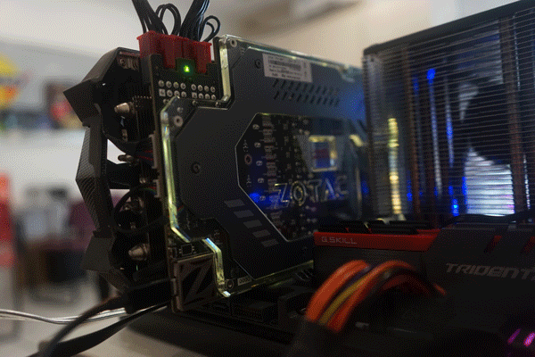 显卡界奥迪 把灯玩出花！索泰GTX1080Ti PGF OC评测 | ZOTAC