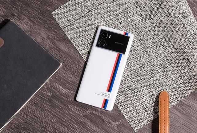 iqoo9值得买吗？iqoo9详细介绍-太平洋电脑网