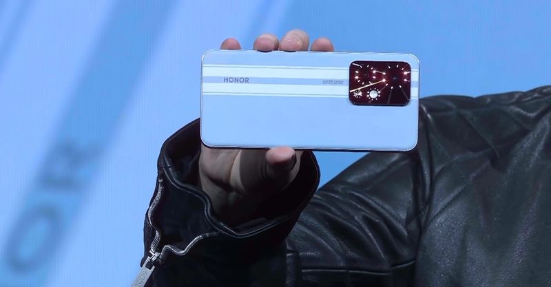 限时2599元起荣耀90GT正式发布 搭载自研射频增强芯片C1_热点播报_太平洋科技资讯中心